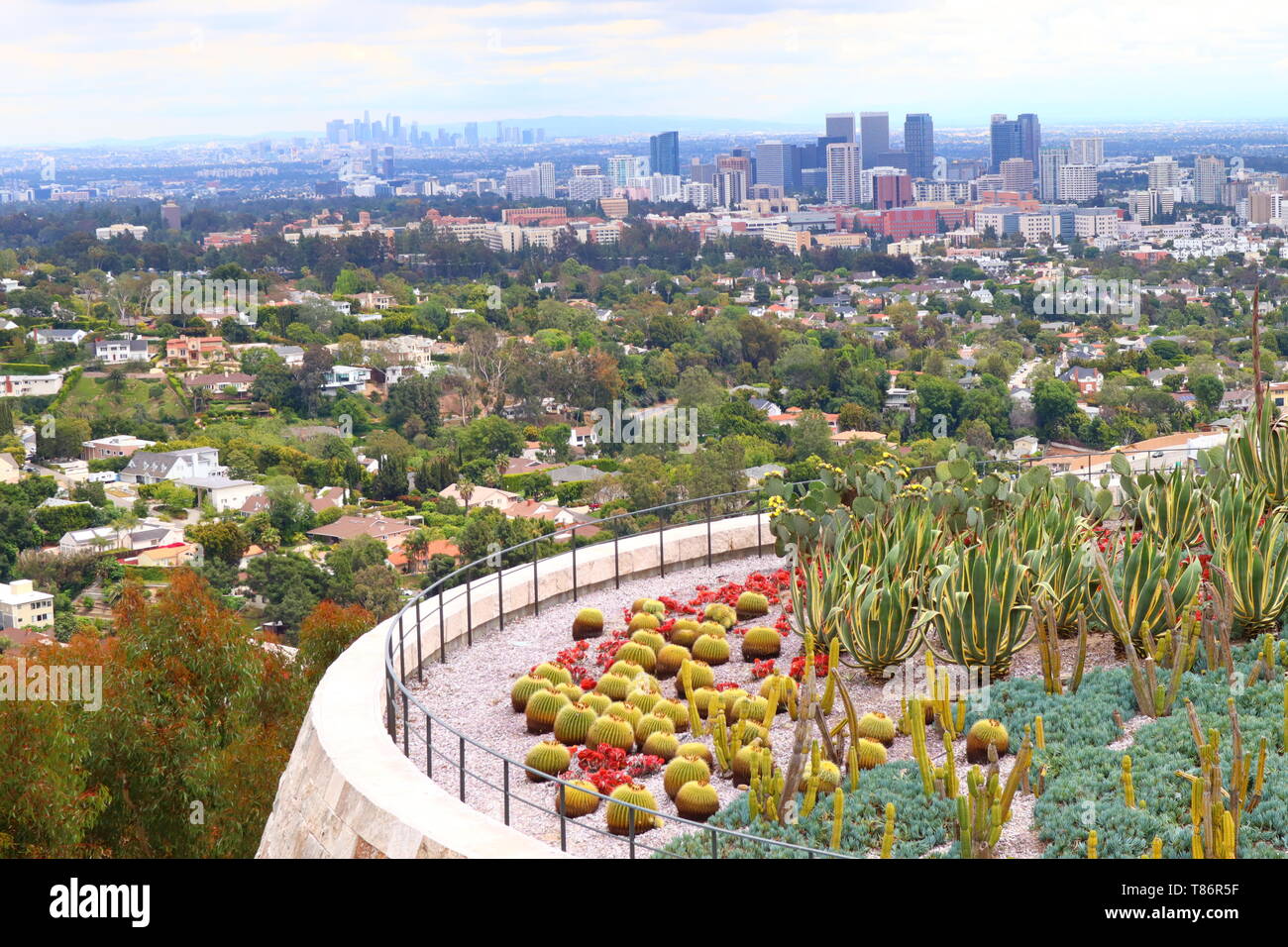 Getty center tram hi-res stock photography and images - Alamy