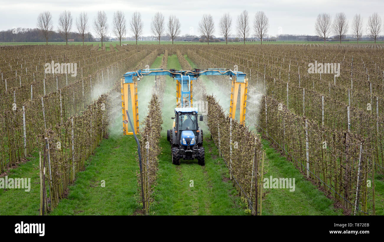 Orchard sprayer hi-res stock photography and images - Alamy
