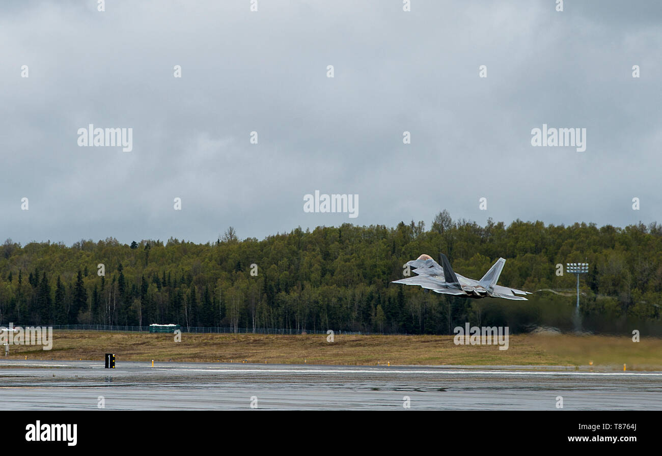 525th fighter squadron hi-res stock photography and images - Alamy