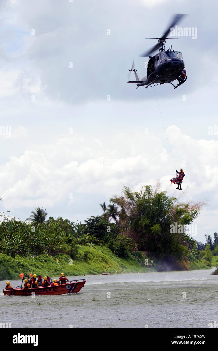 Dominican republic army hi-res stock photography and images - Alamy