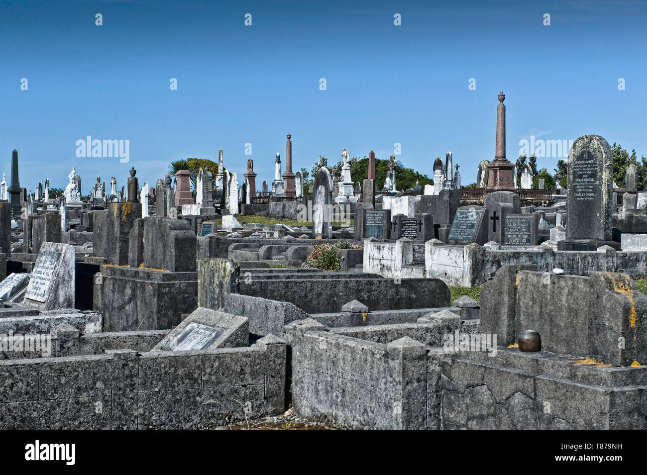 Gravestone in hillside cemetery in hi-res stock photography and images ...