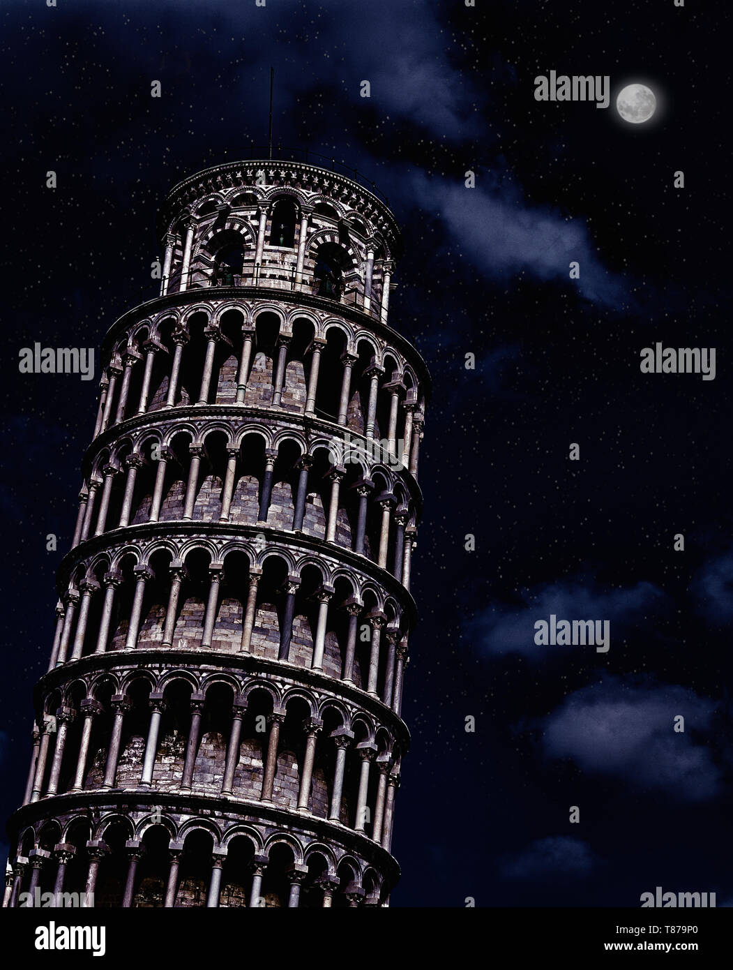 Leaning Tower Of Pisa At Night Stock Photo - Alamy