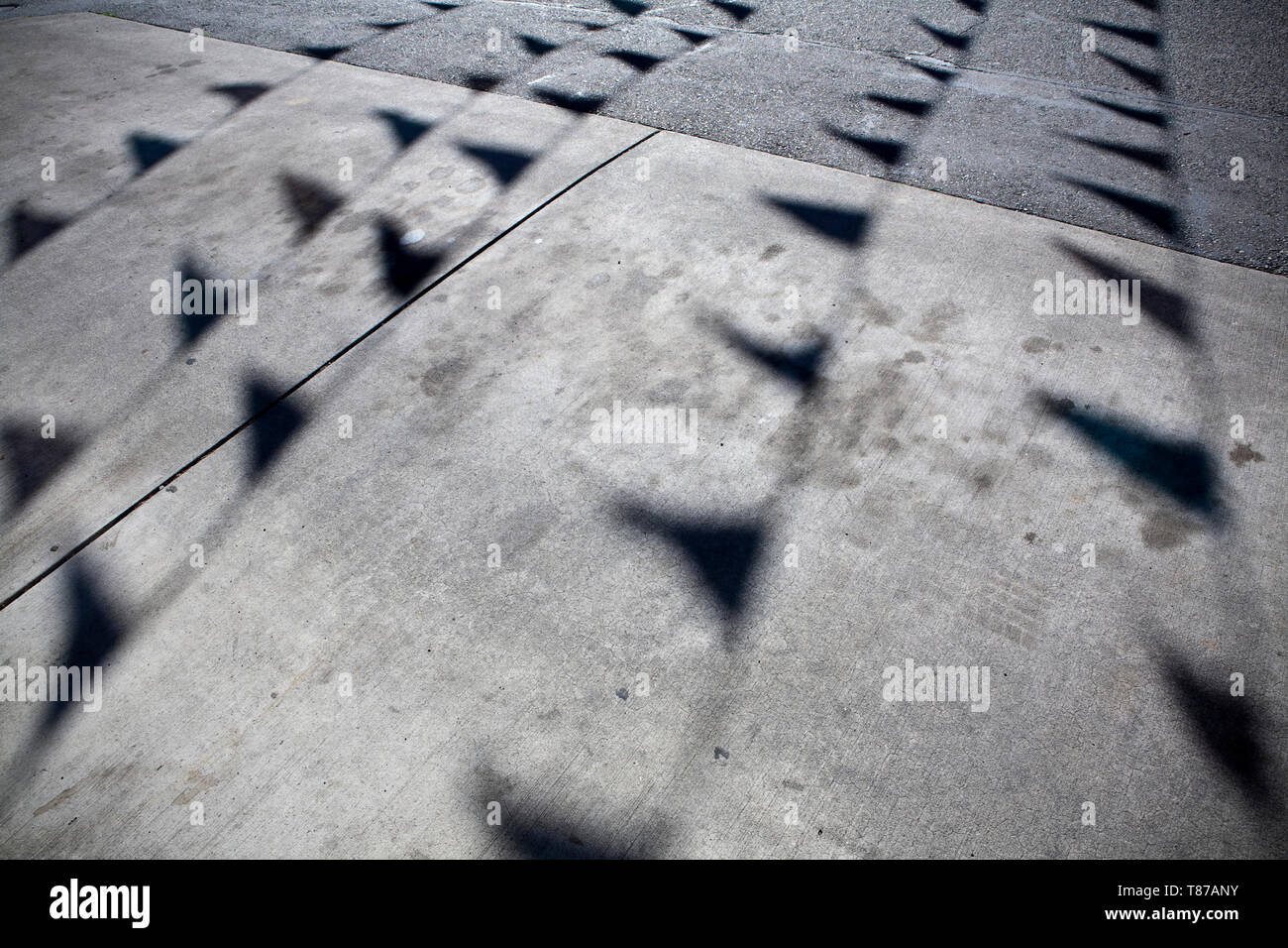 Casting of the flags hi-res stock photography and images - Alamy