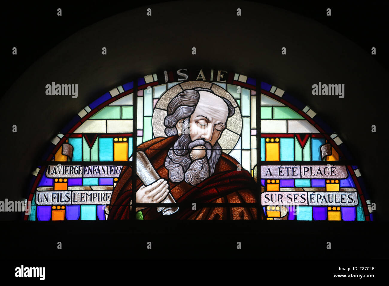Isaïe. Vitrail. Eglise Saint-Jean-Baptiste. Taninges. / Isaiah. Stained ...