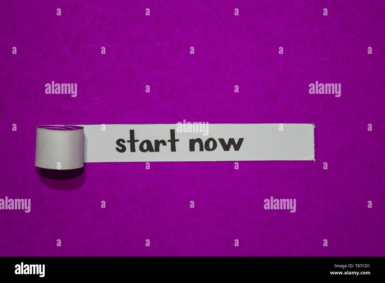 Start now icon hi-res stock photography and images - Alamy