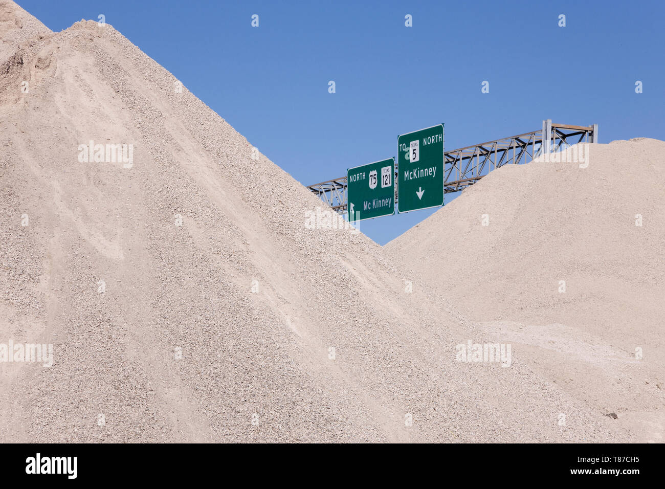 Angle mounds hi-res stock photography and images - Alamy