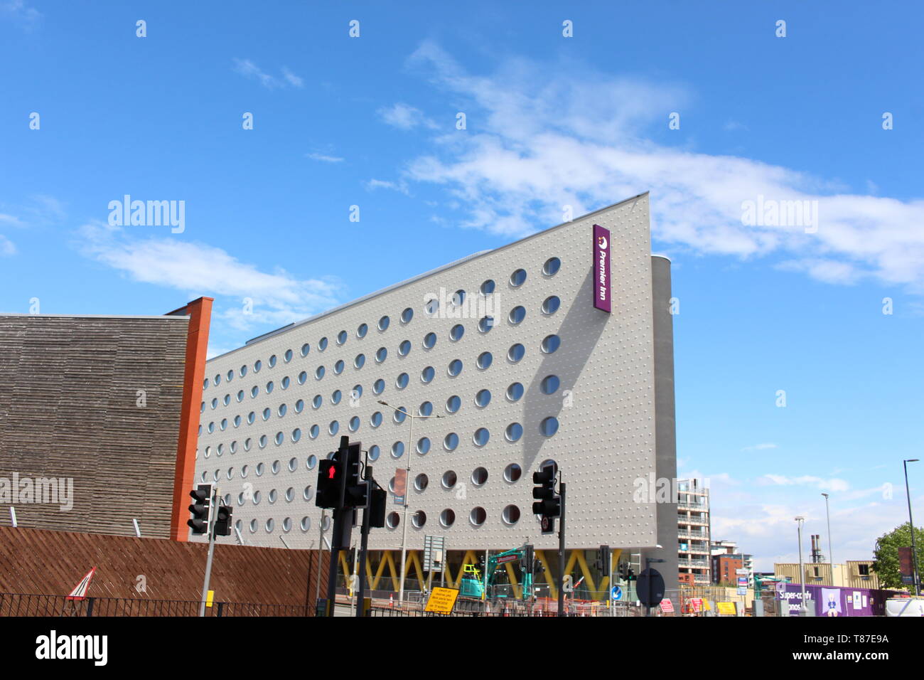 Facade premier inn hi-res stock photography and images - Alamy