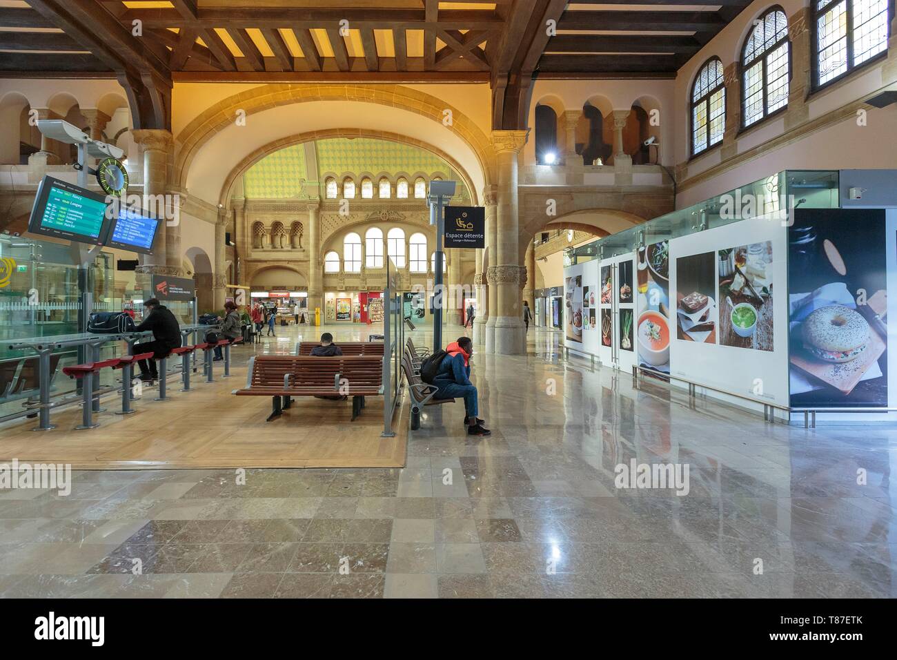 France, Moselle, Metz, Metz-Ville train station inaugurated in 1908 ...