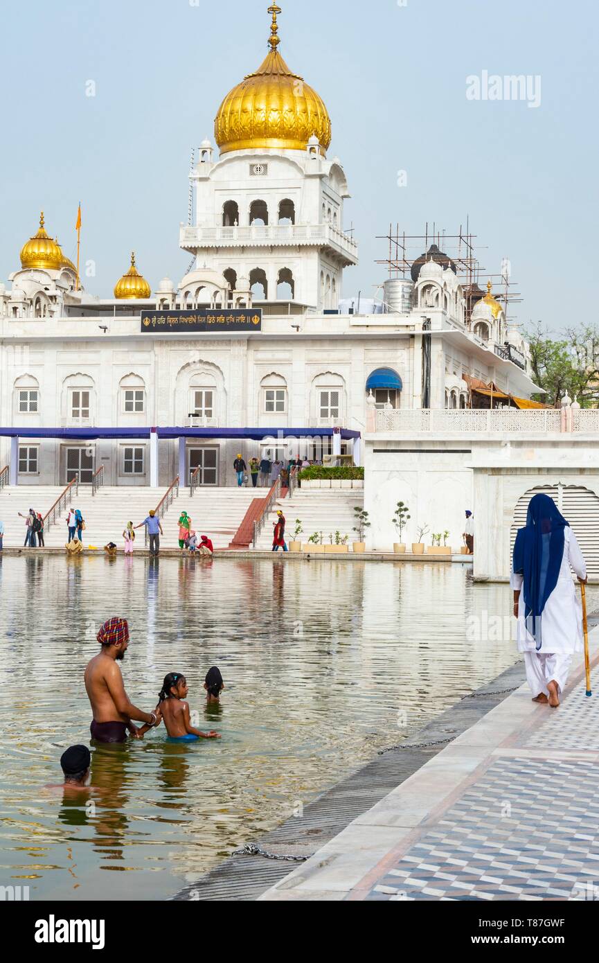 India, New Delhi, the Gurdwara Bangla Sahib Sikh temple Stock Photo - Alamy
