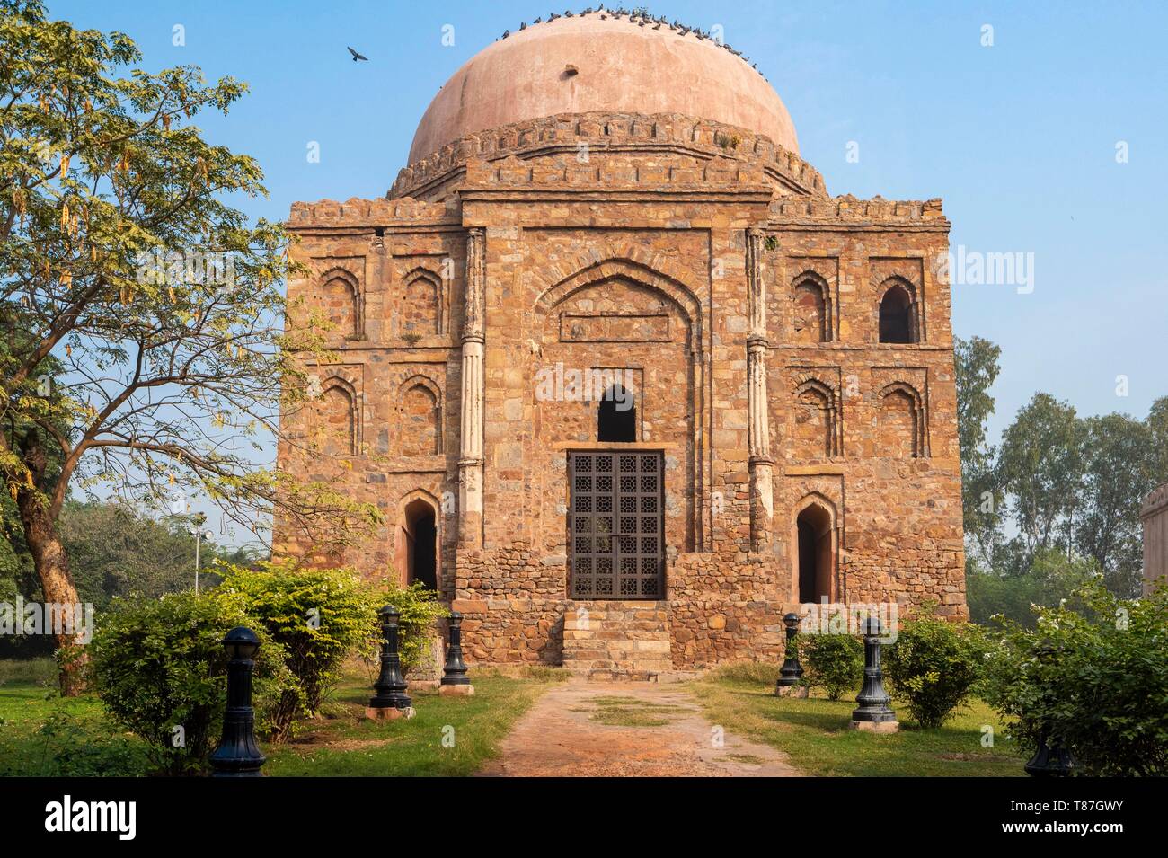 Tomb Of Firoz Shah Tughlaq