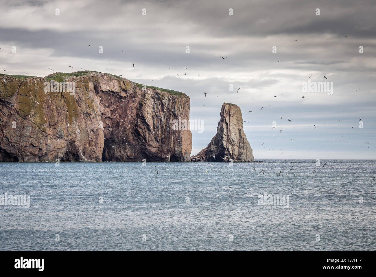 Rocher perce perce rock in atlantic ocean hi-res stock photography and ...
