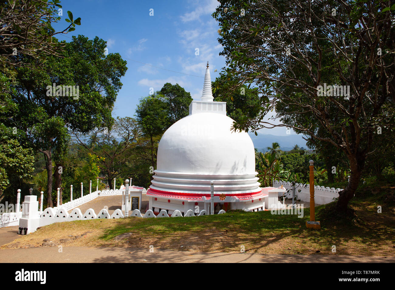 The Aluvihare Rock Temple (also called Matale Alu Viharaya) is a sacred ...