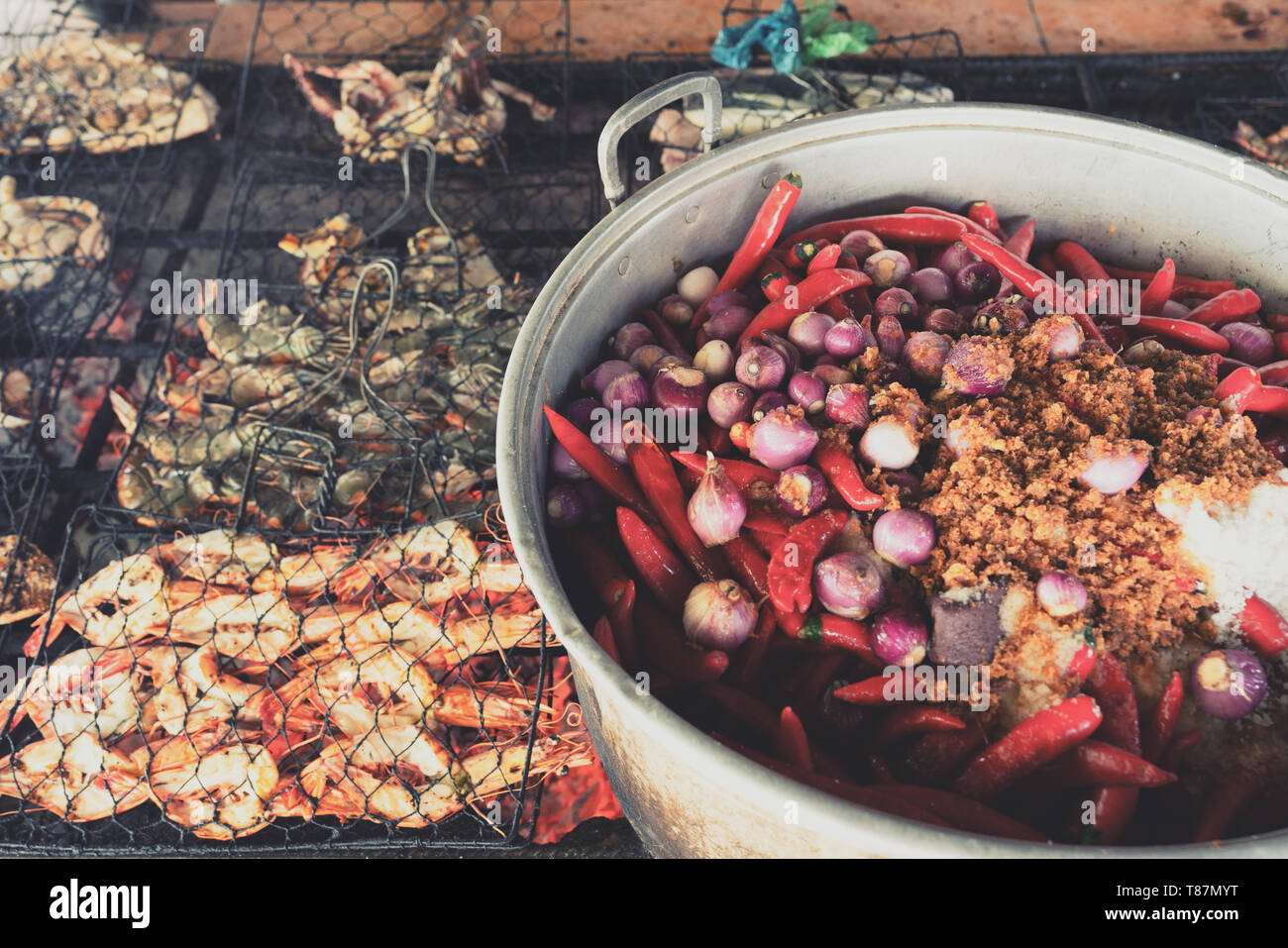 Indonesian bbq hi-res stock photography and images - Alamy