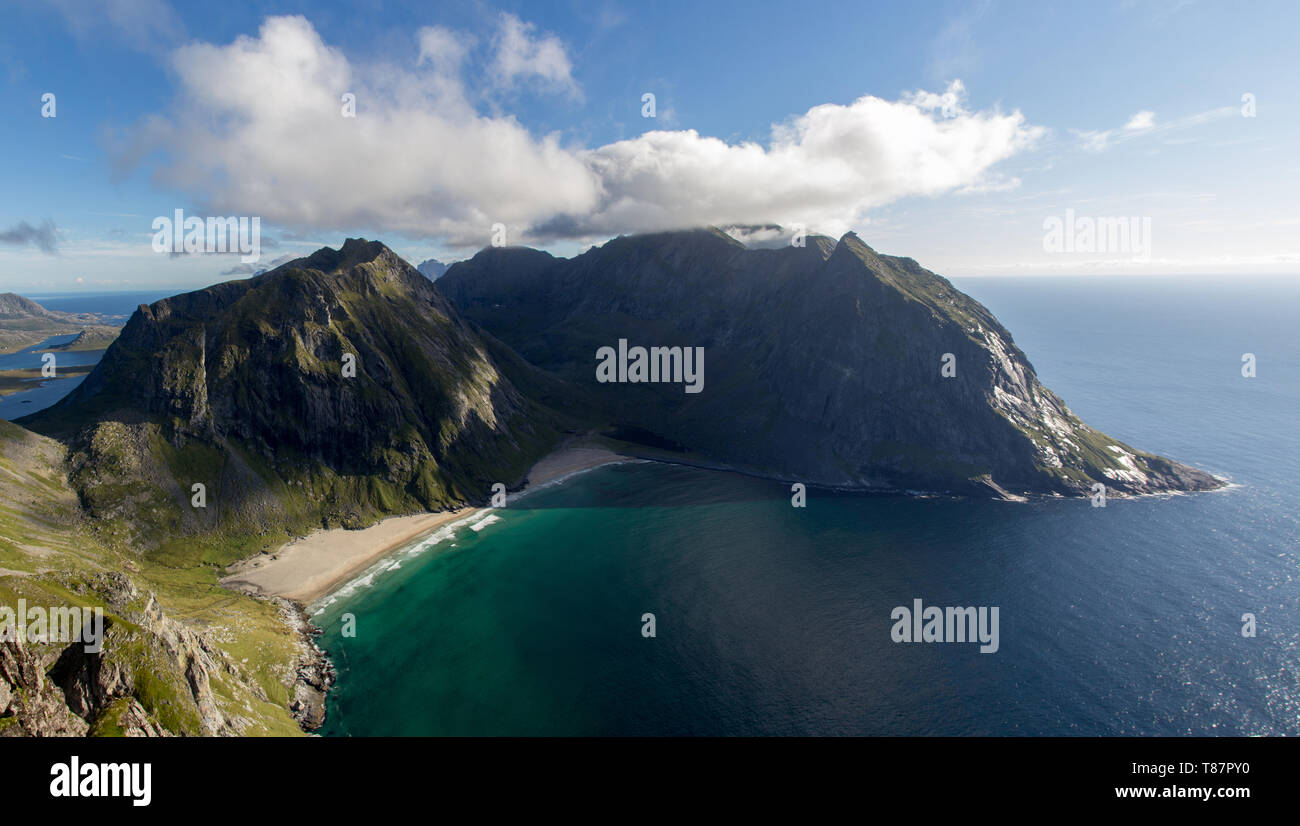 Lofoten beach overview hi-res stock photography and images - Alamy