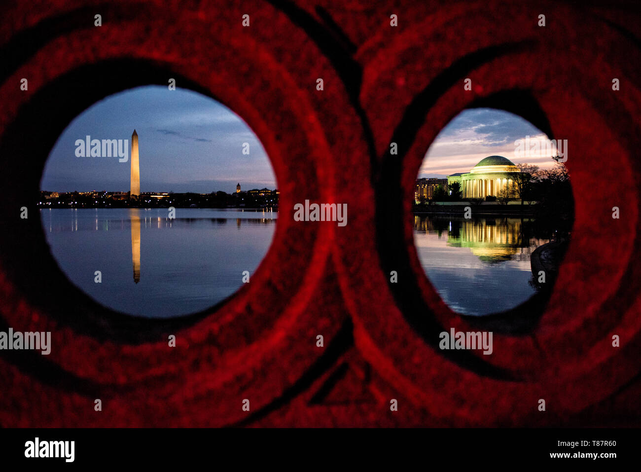 Tidal basin loop trail hi-res stock photography and images - Alamy