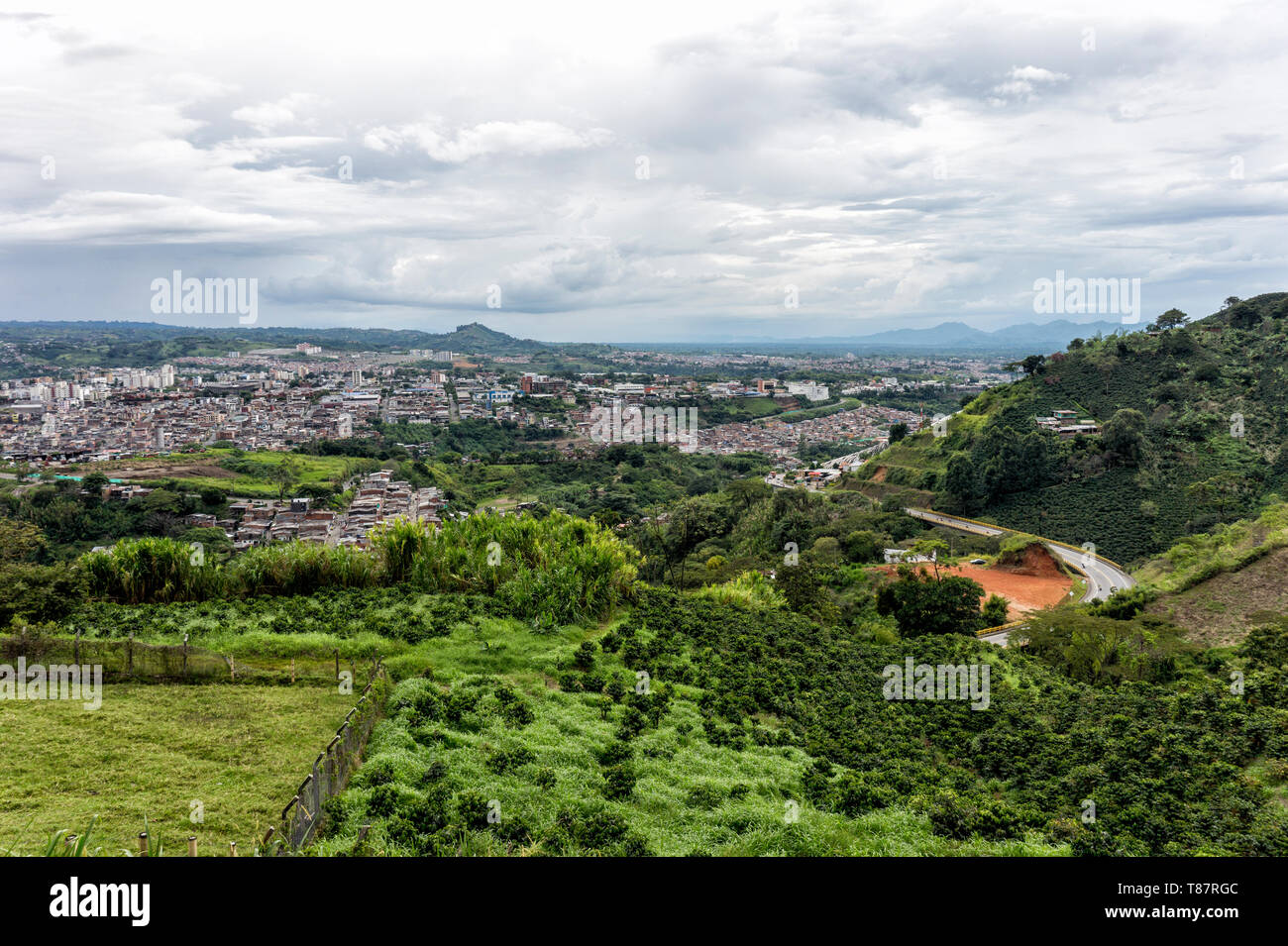 Another view farm land hi-res stock photography and images - Alamy