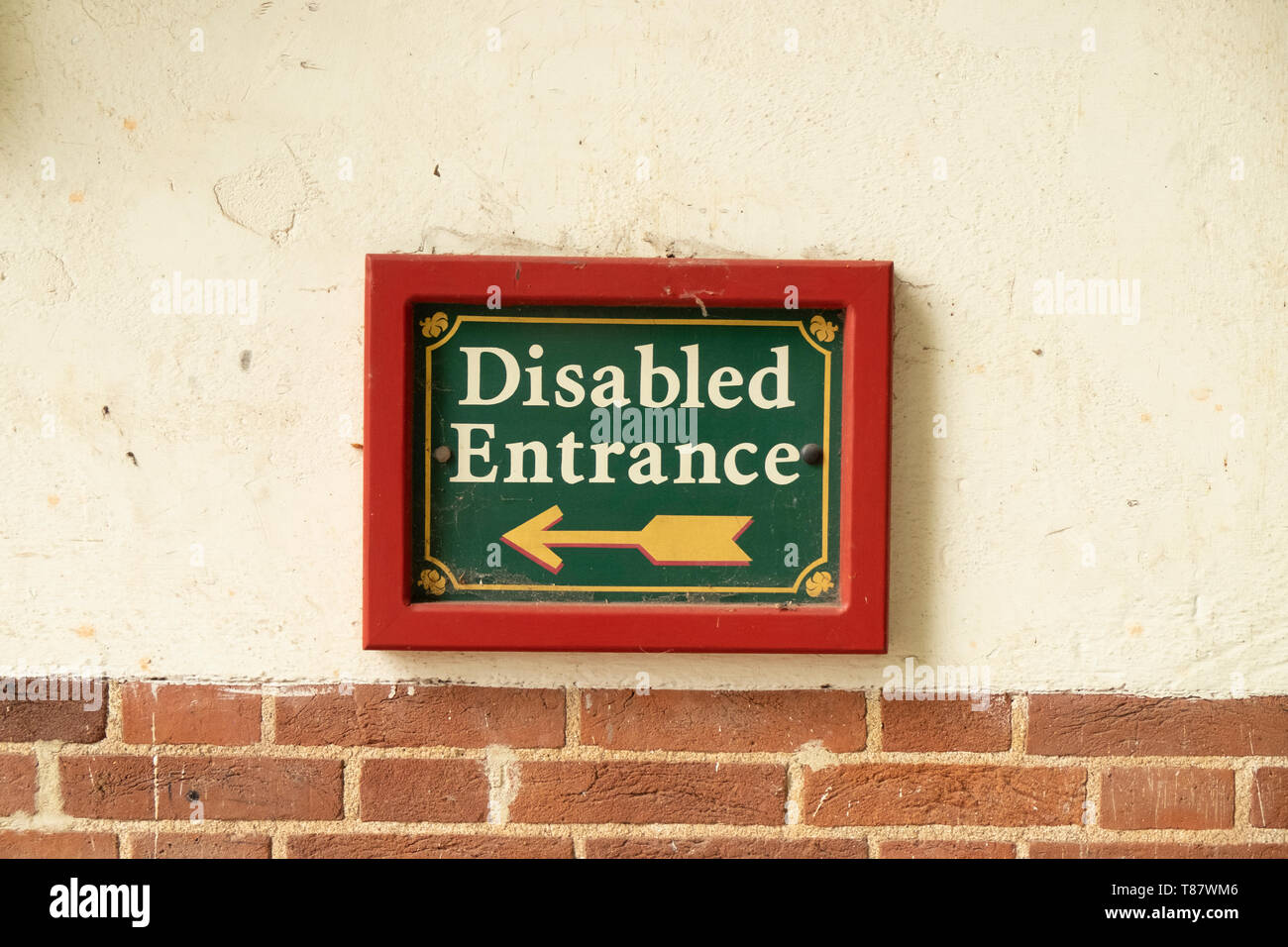 Handicapped entrance sign hi-res stock photography and images - Alamy