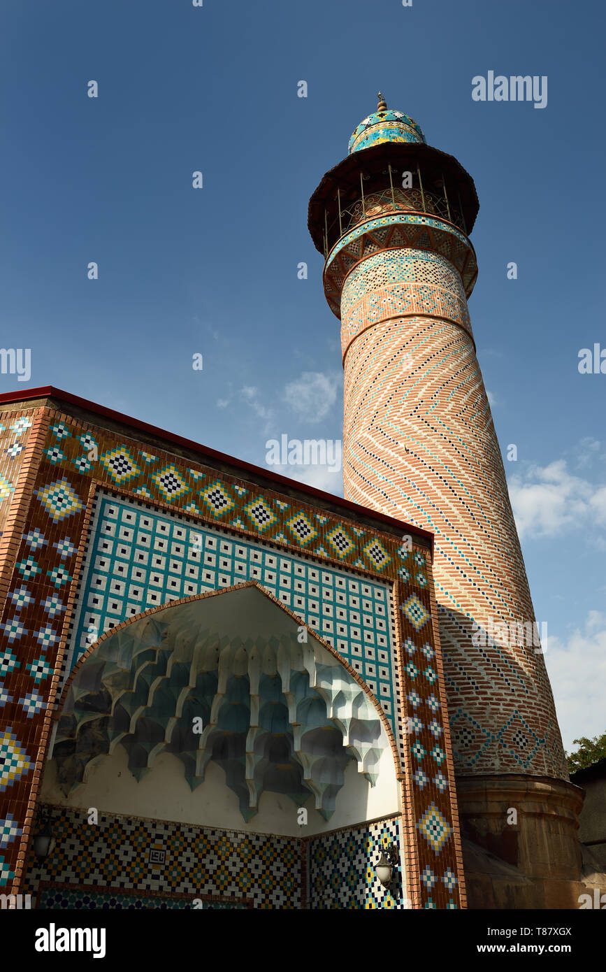 Calligraphy in islamic architecture hi-res stock photography and images ...