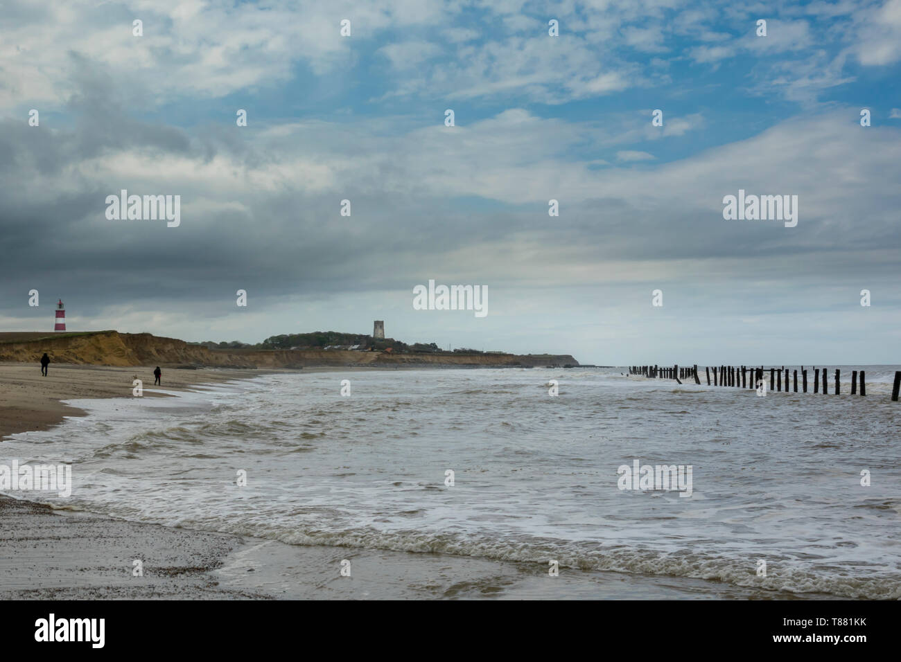 Happisburgh erosion hi-res stock photography and images - Alamy