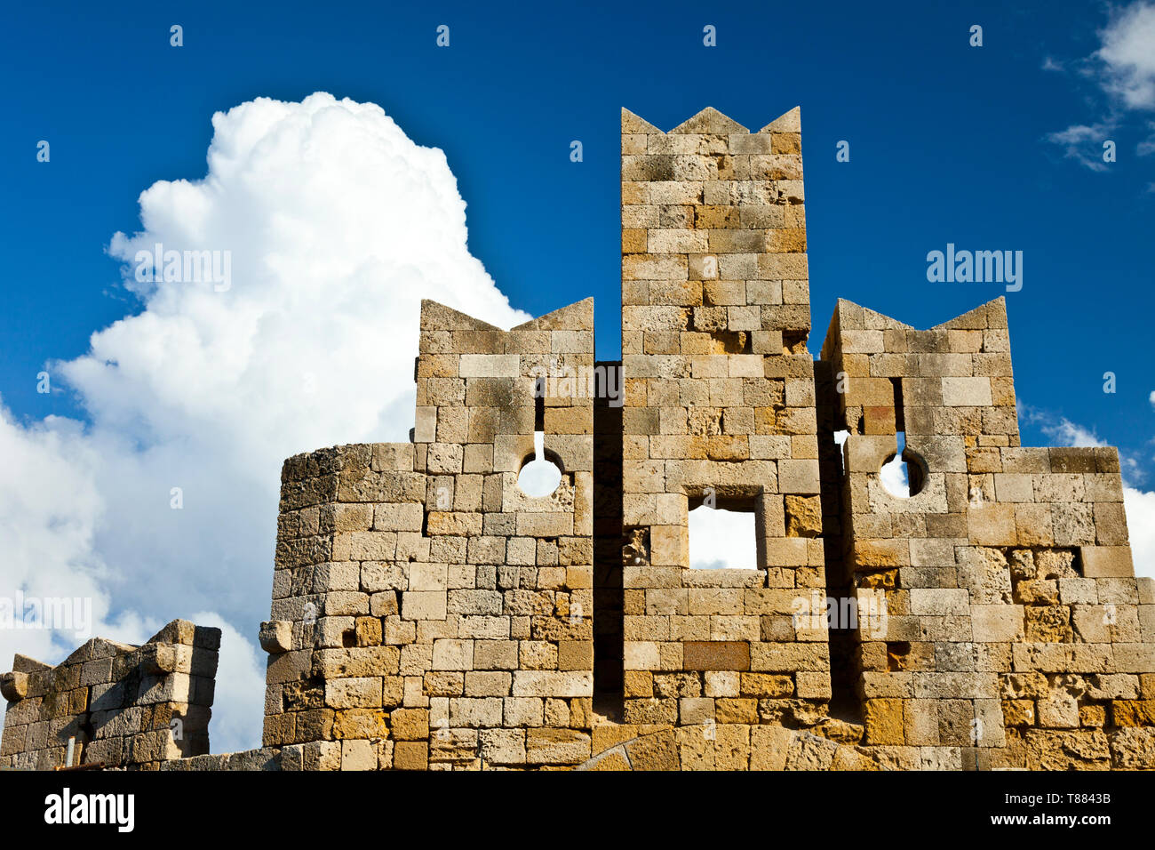 Muralla medieval, Ciudad de Rodas, Isla de Rodas, Dodecaneso, Grecia ...