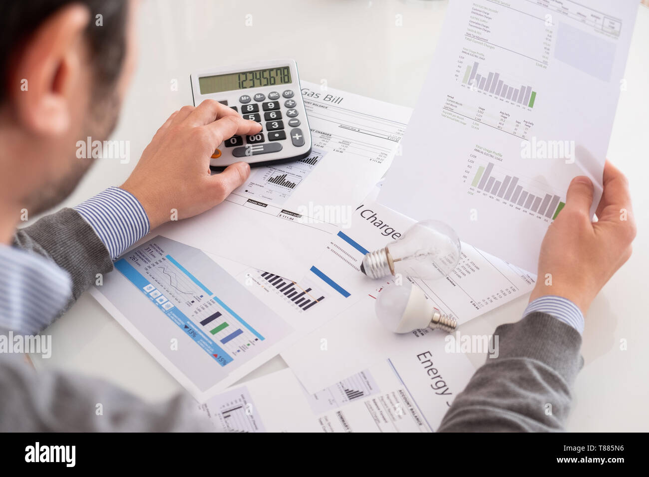 Electricity bill papers hi-res stock photography and images - Alamy