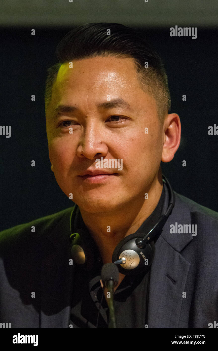 Viet nguyen book hi-res stock photography and images - Alamy