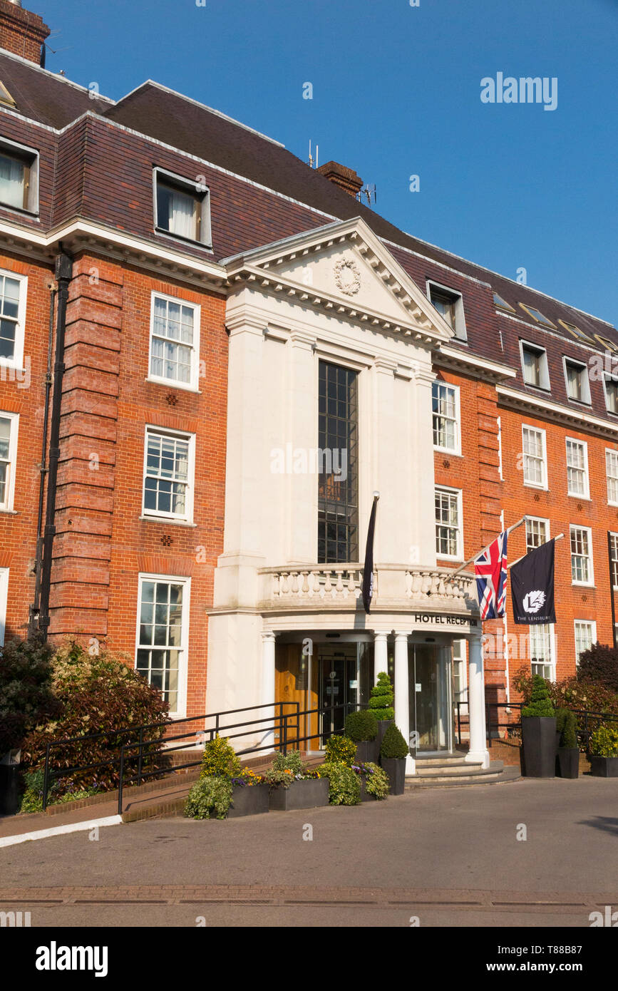 Lensbury (previously the Lensbury Club) on Broom Road in Teddington ...