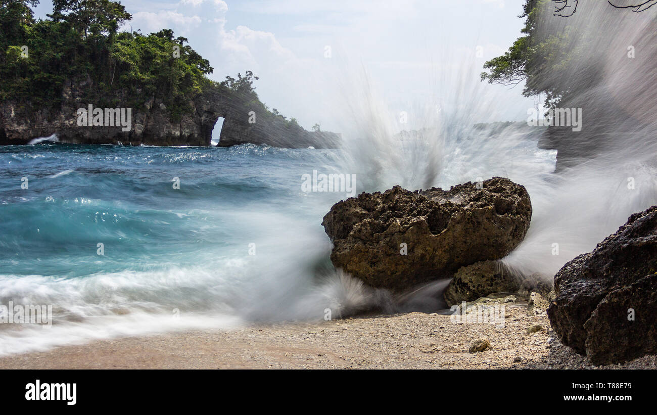 Splash explosion hi-res stock photography and images - Alamy
