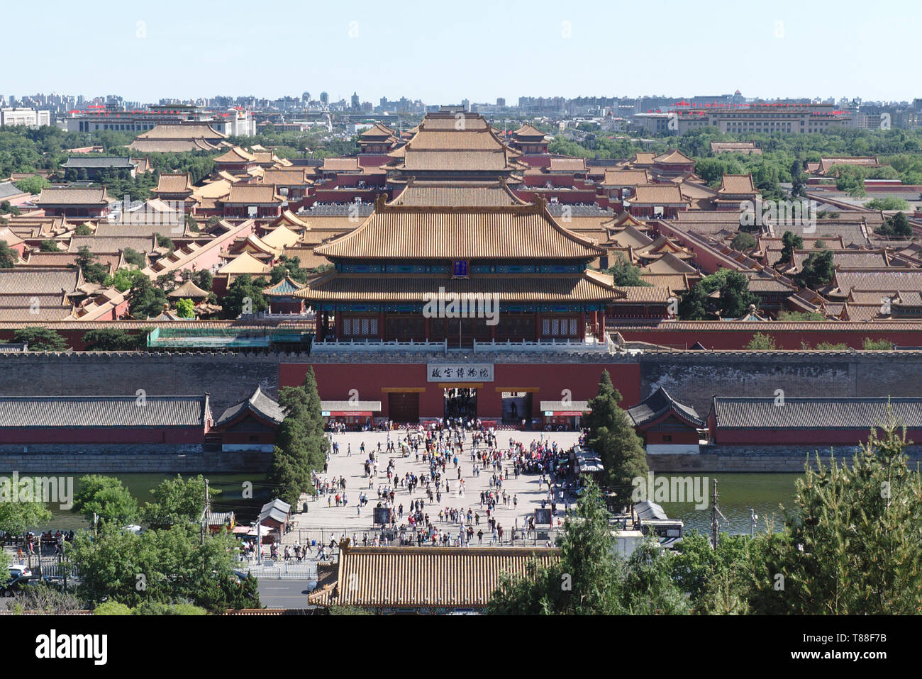 Aerial view of Forbidden City from Jingshan Park, Beijing, China Stock ...