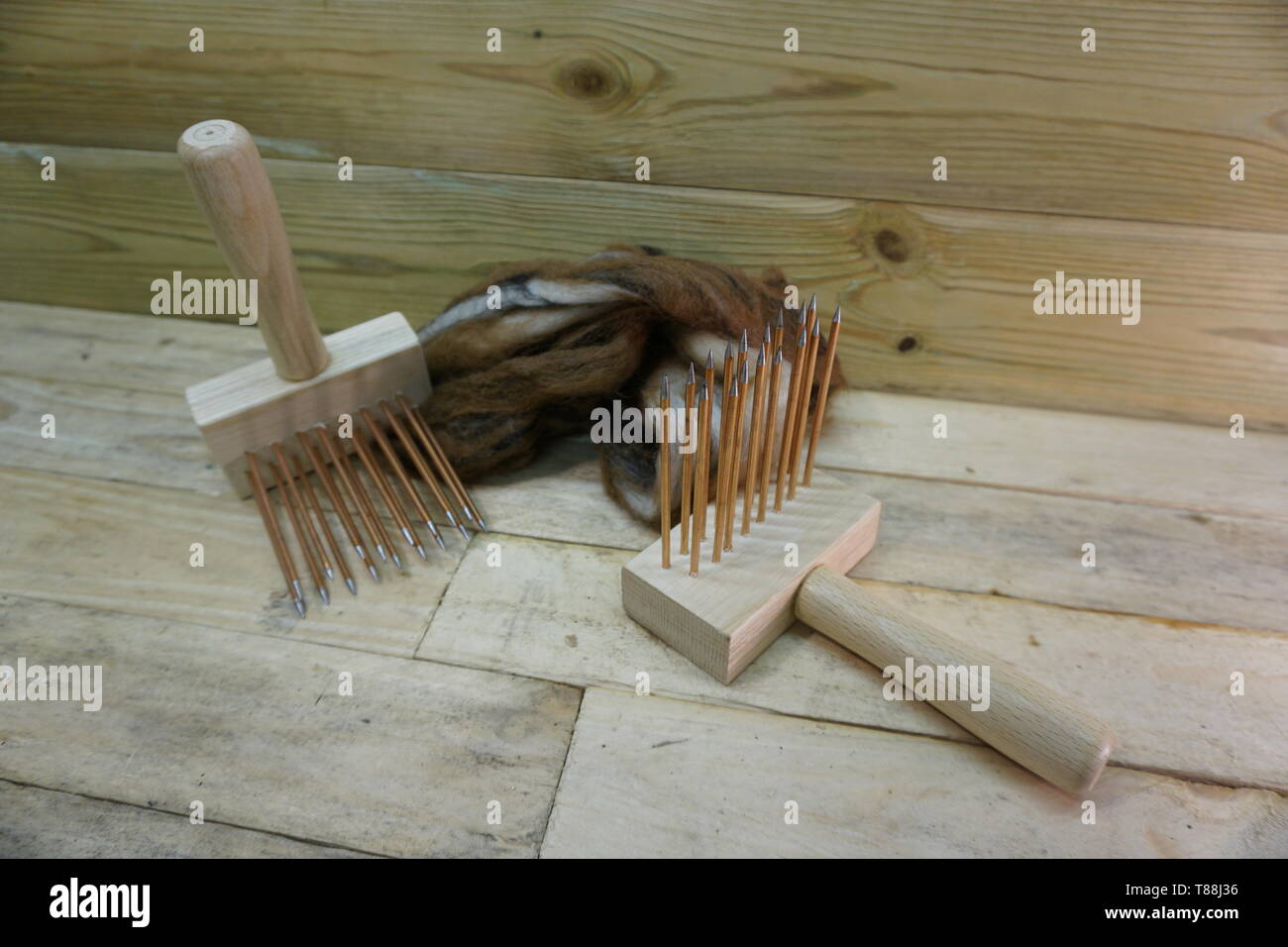 Roman copper comb hi-res stock photography and images - Alamy