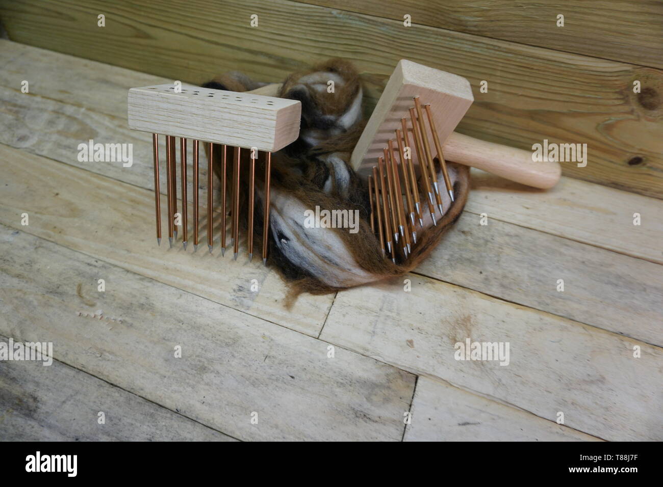 Roman copper comb hi-res stock photography and images - Alamy