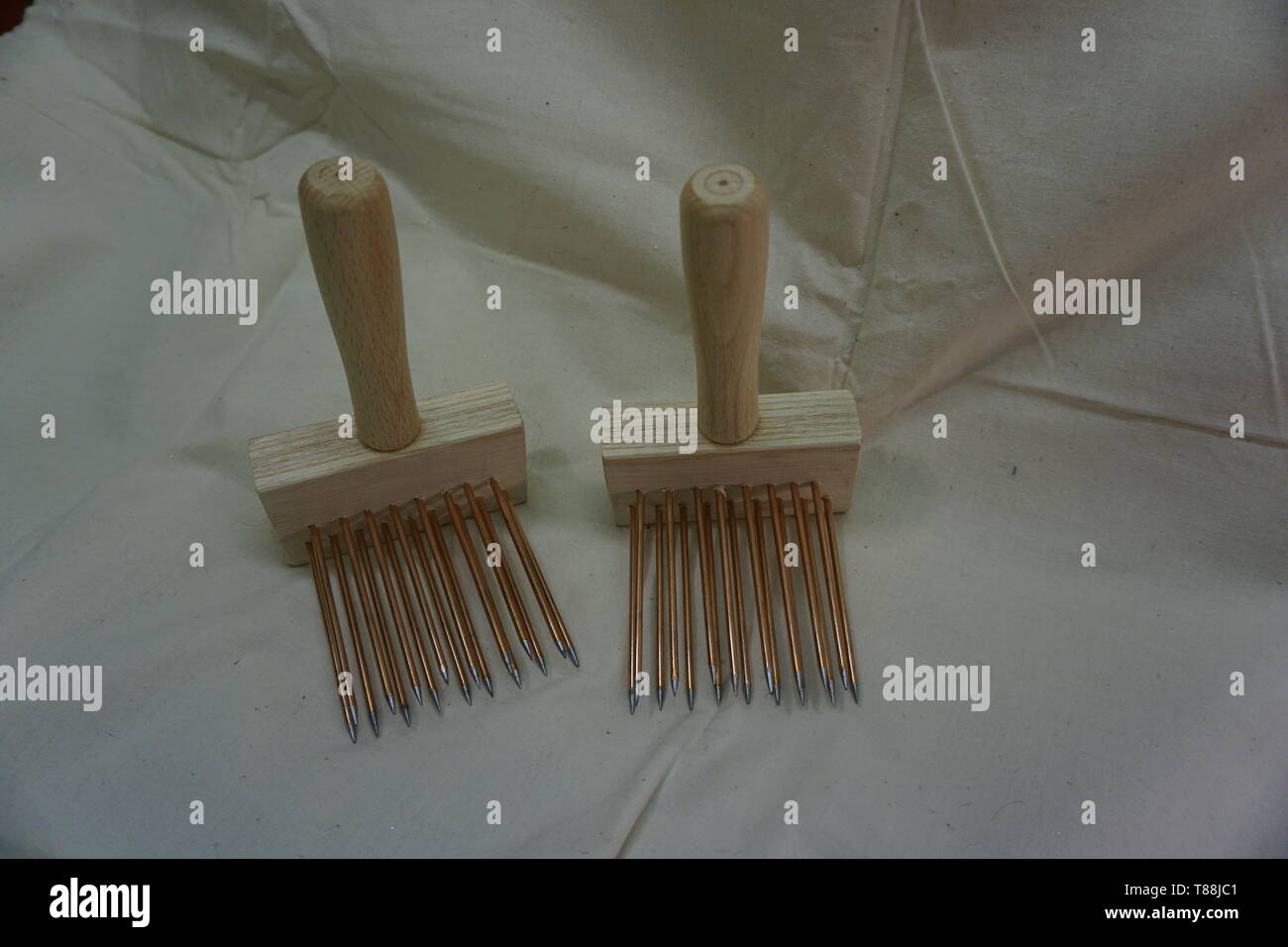 Roman copper comb hi-res stock photography and images - Alamy
