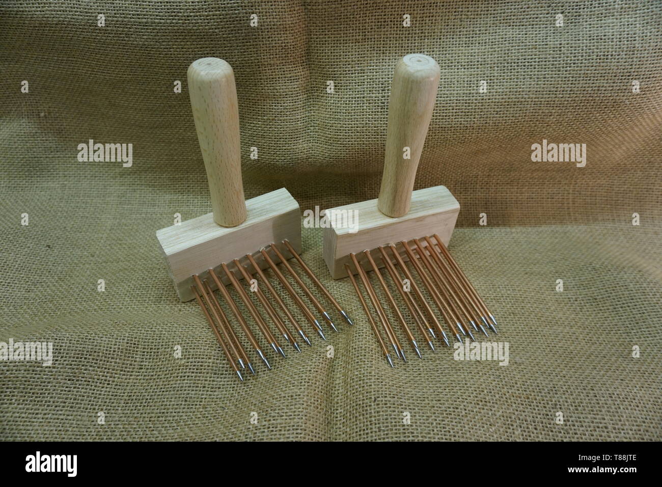 Roman copper comb hi-res stock photography and images - Alamy