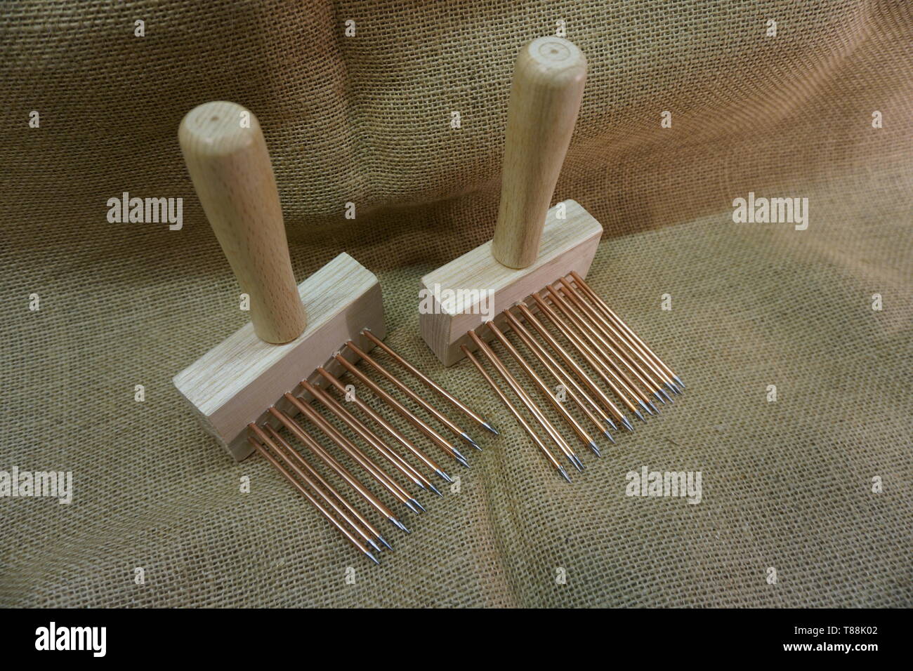 Roman copper comb hi-res stock photography and images - Alamy