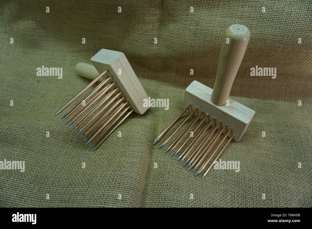 Roman copper comb hi-res stock photography and images - Alamy