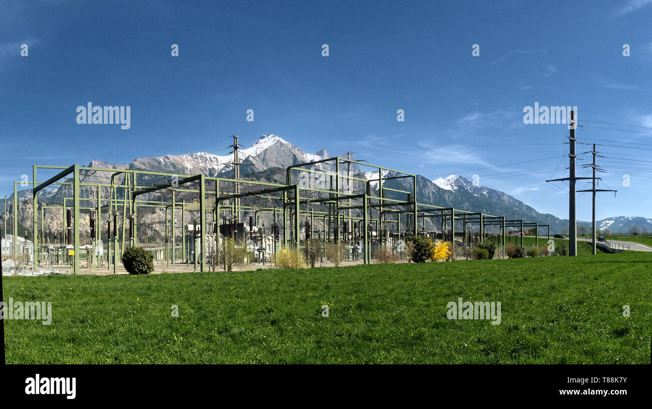 Electricity pylons in switzerland hi-res stock photography and images ...