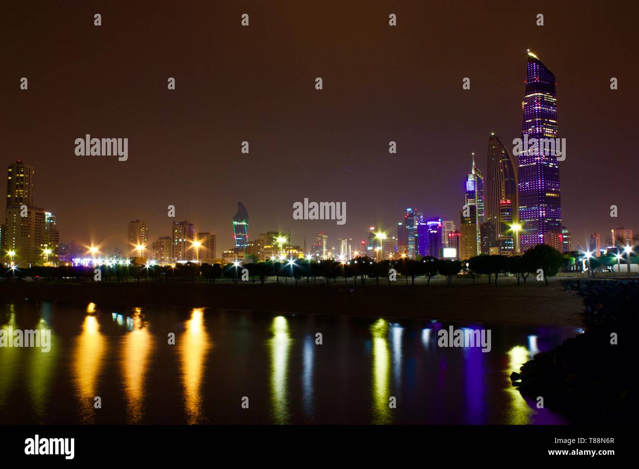 Kuwait tower hi-res stock photography and images - Alamy