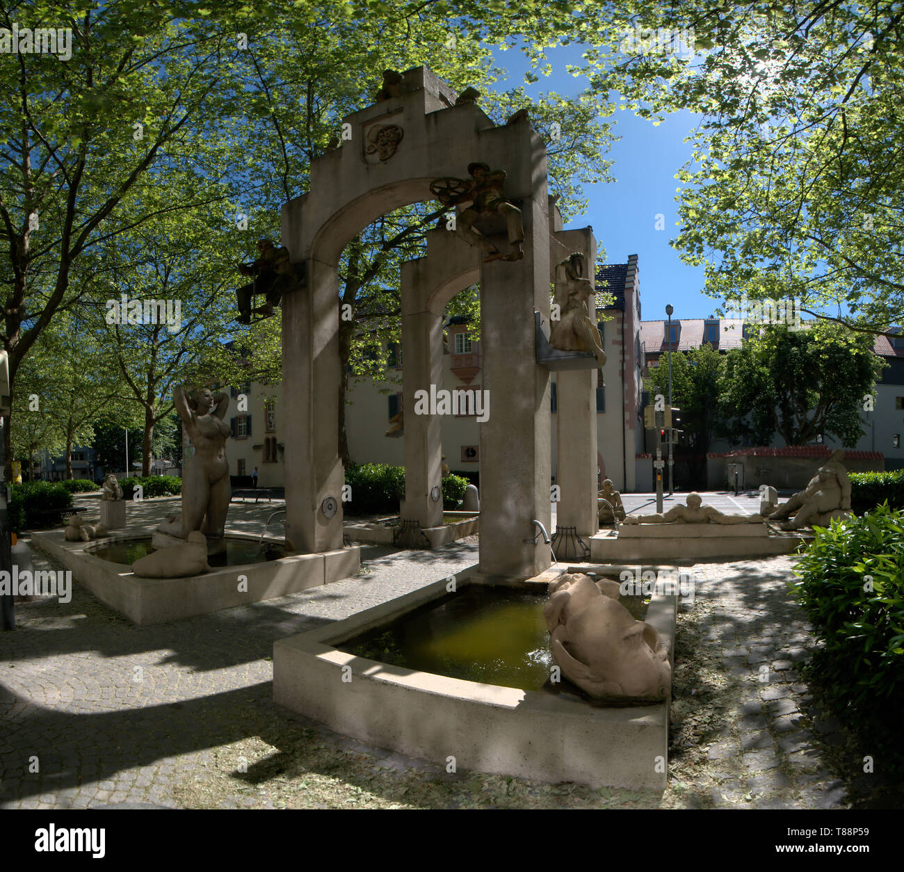Lenk brunnen hi-res stock photography and images - Alamy