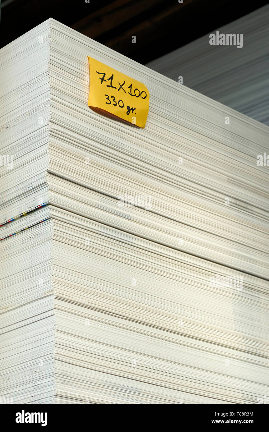 pallet of cardboard printed offset Stock Photo - Alamy
