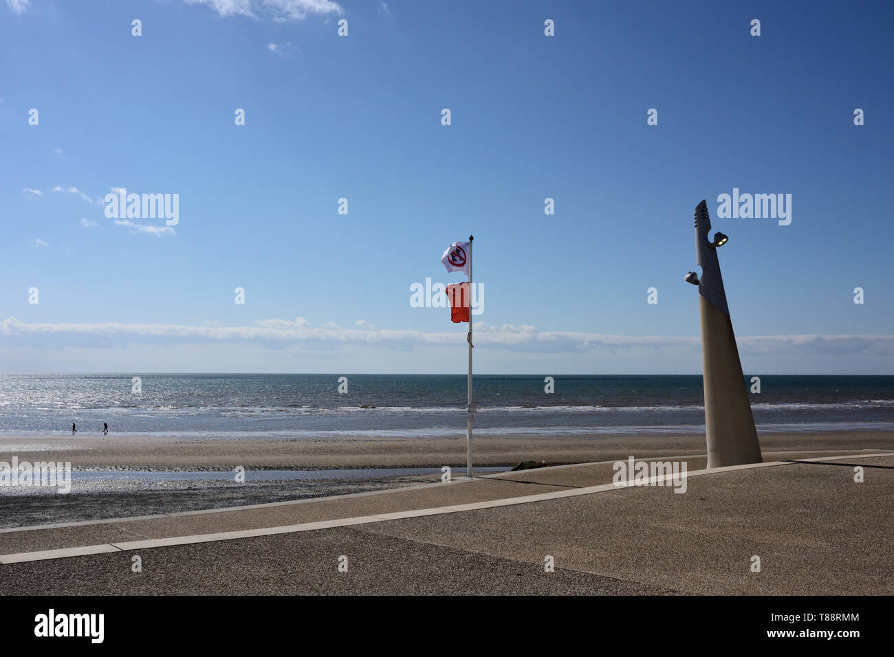 Concrete lighting column hi-res stock photography and images - Alamy