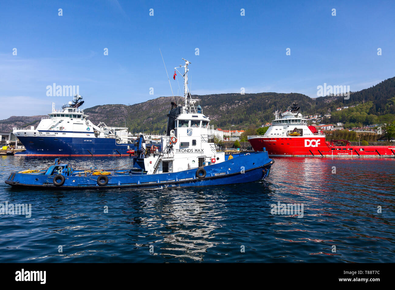 Tug boat Tronds Max arriving in the port of Bergen, Norway Stock Photo - Alamy