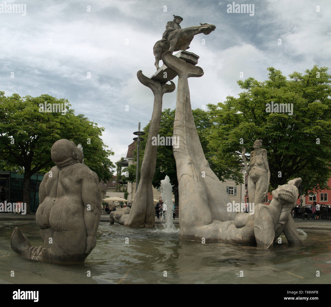 Lenk brunnen hi-res stock photography and images - Alamy