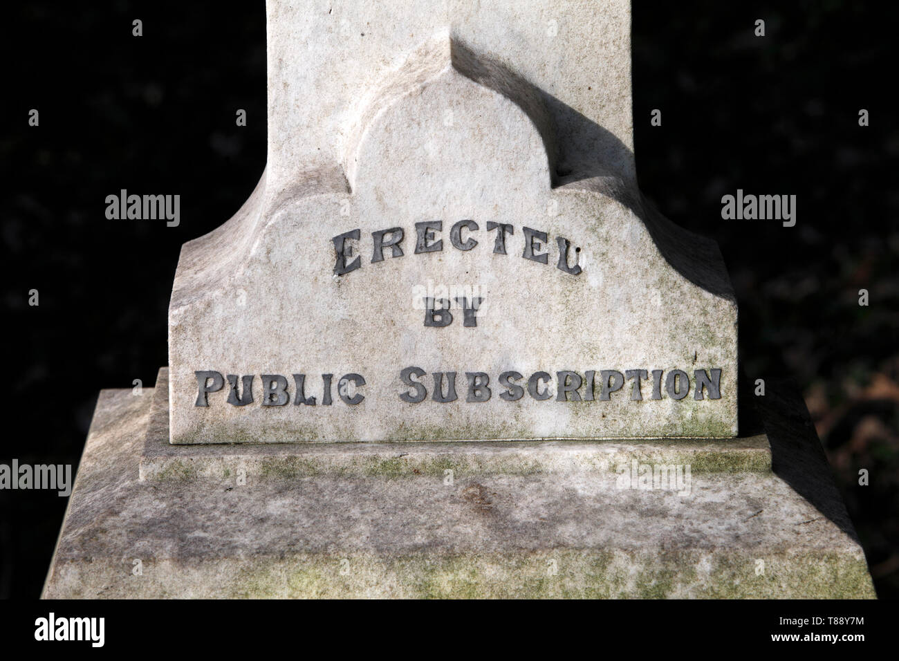 Gravestone erected by public subscription. WW1. Commonwealth war grave ...