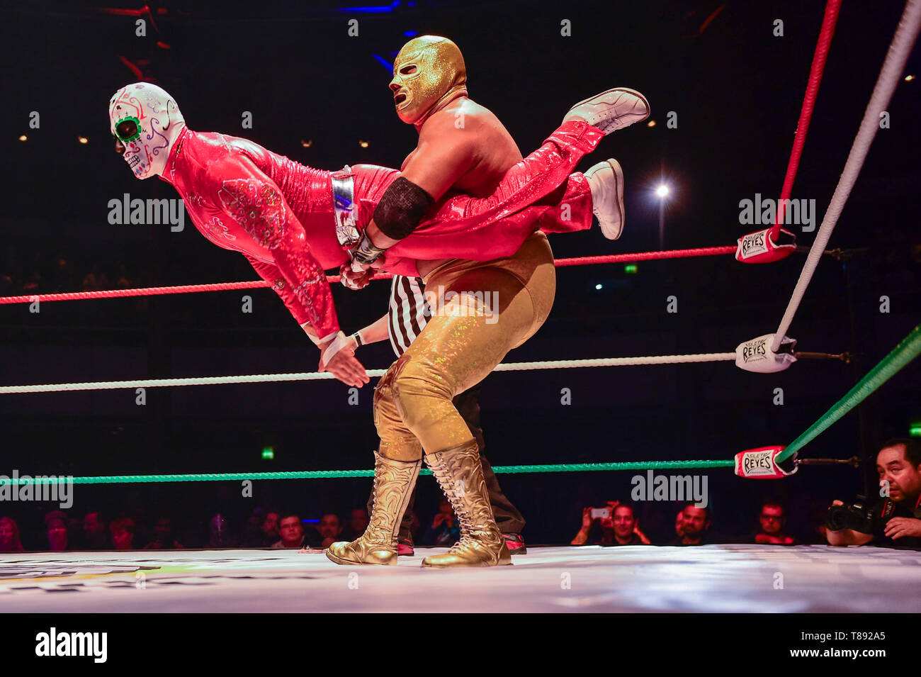 London, UK. 11 May 2019. Participants in a men's bout during "The ...