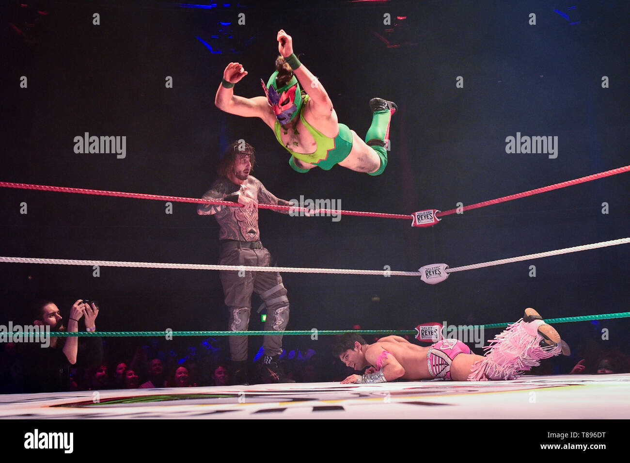 Mexico wrestling hi-res stock photography and images - Alamy