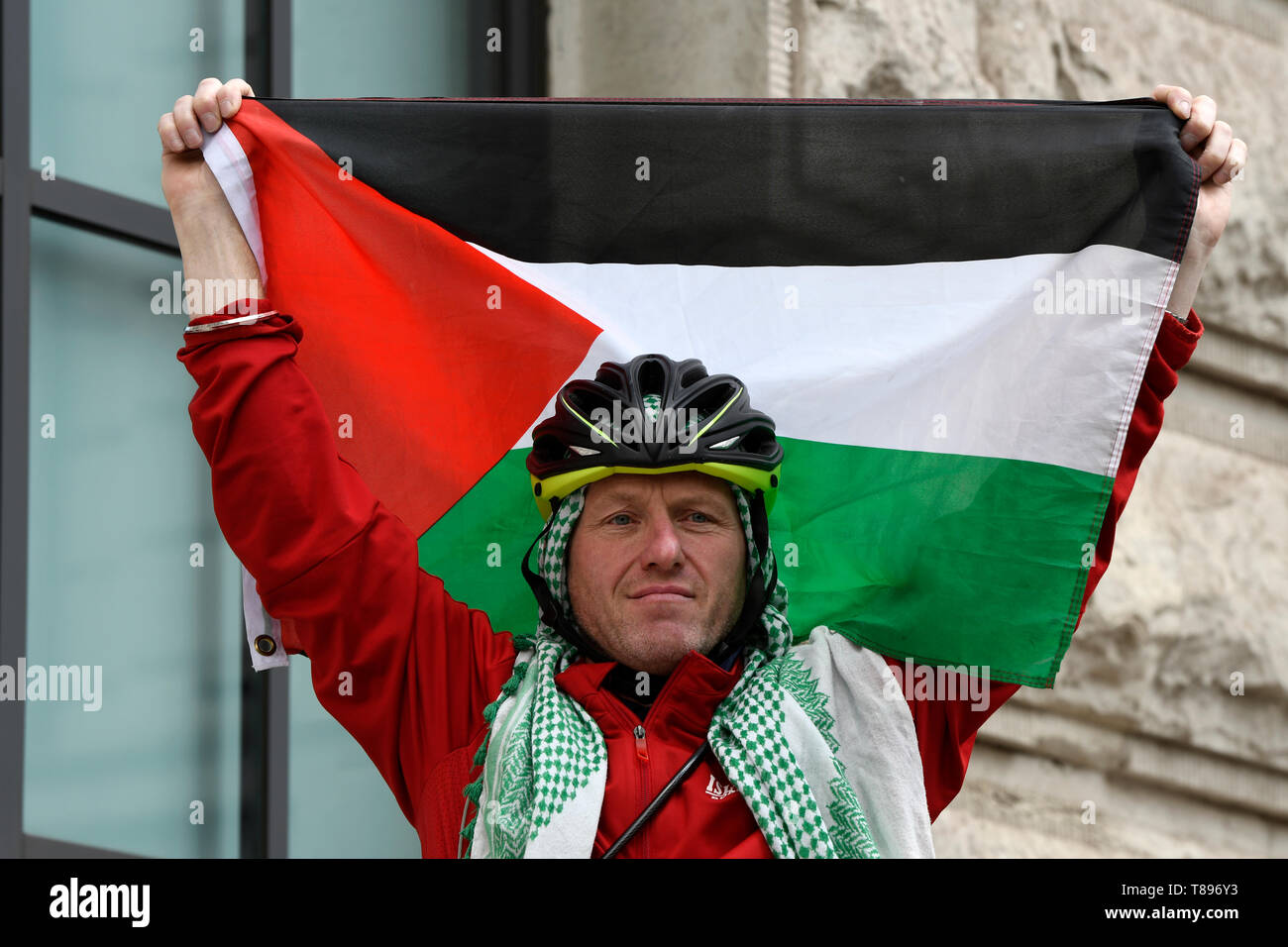 Defend palestine human rights hi-res stock photography and images - Alamy