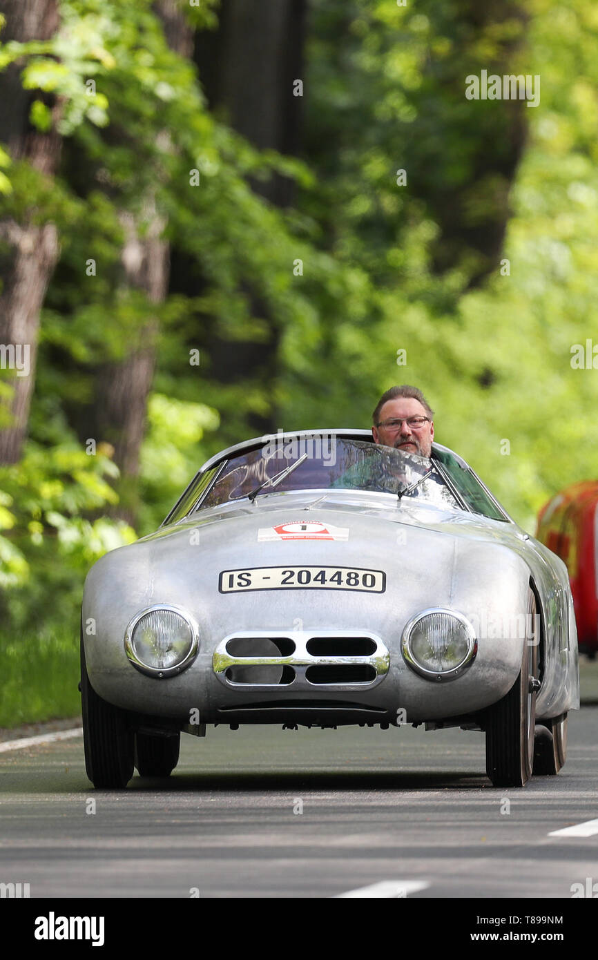 Dessau-Roßlau, Germany. 12th May 2019. Mechanic Peter Langner drives ...