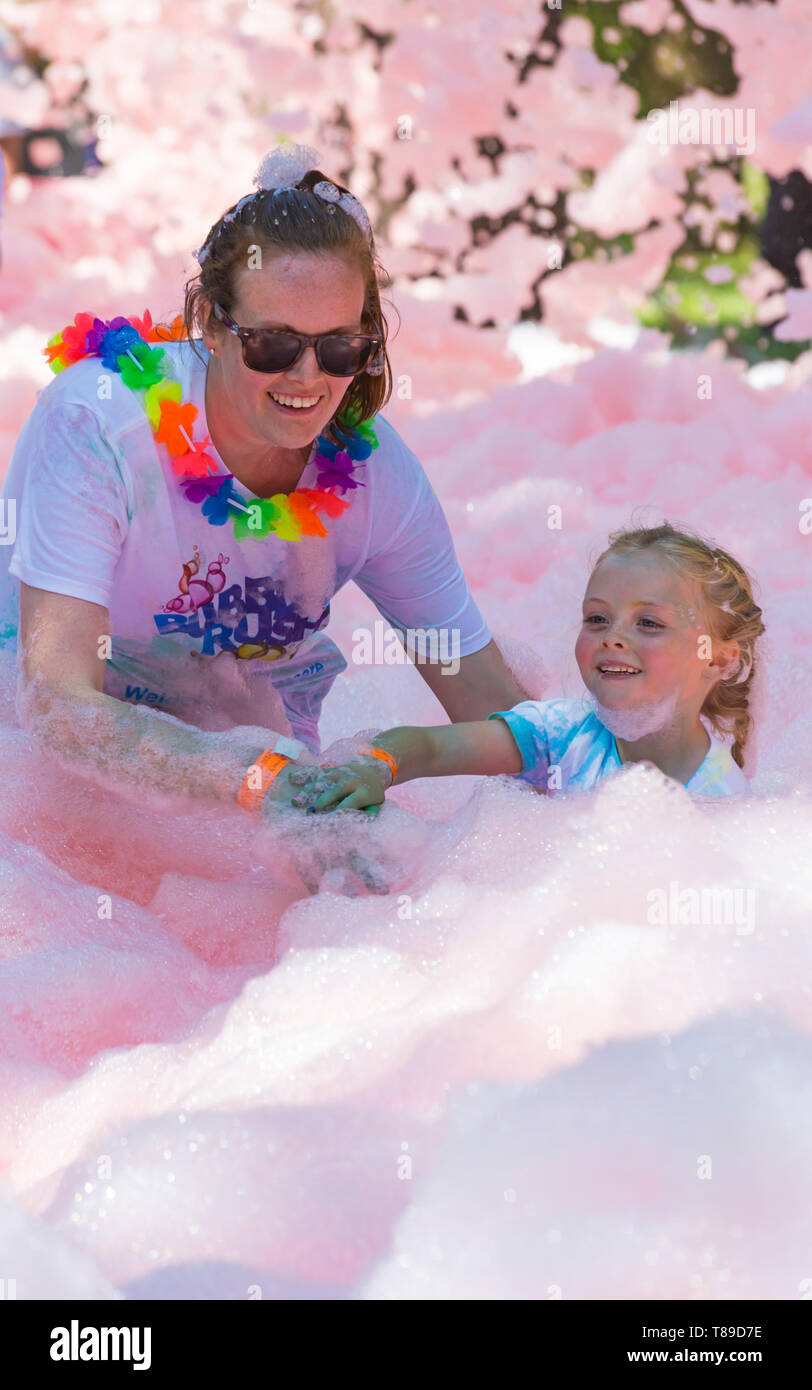 Women covered in soap bubbles ladies covered in soap bubbles hi-res ...