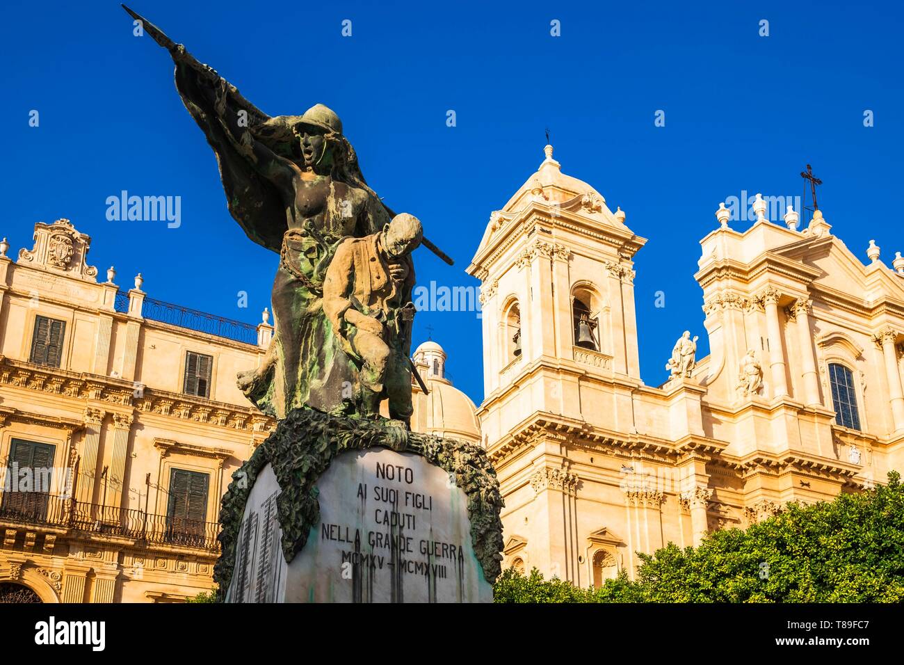 Italy, Sicily, Noto, UNESCO World Heritage site, Memorial and San ...