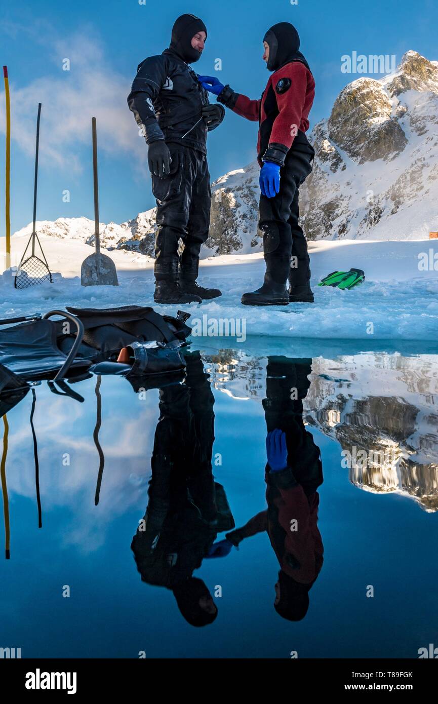 Ice diving alps hi-res stock photography and images - Alamy